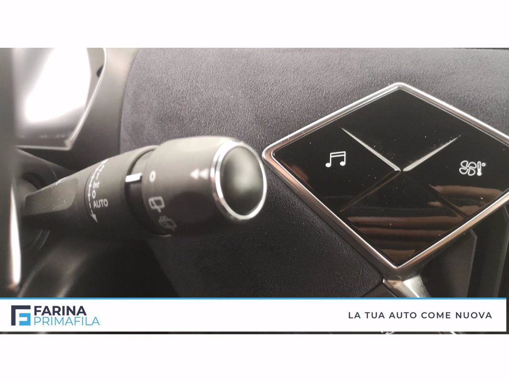 Auto Usate DS DS3 Crossback Ines De La Fressange Blue HDi 130 cv Auto ...